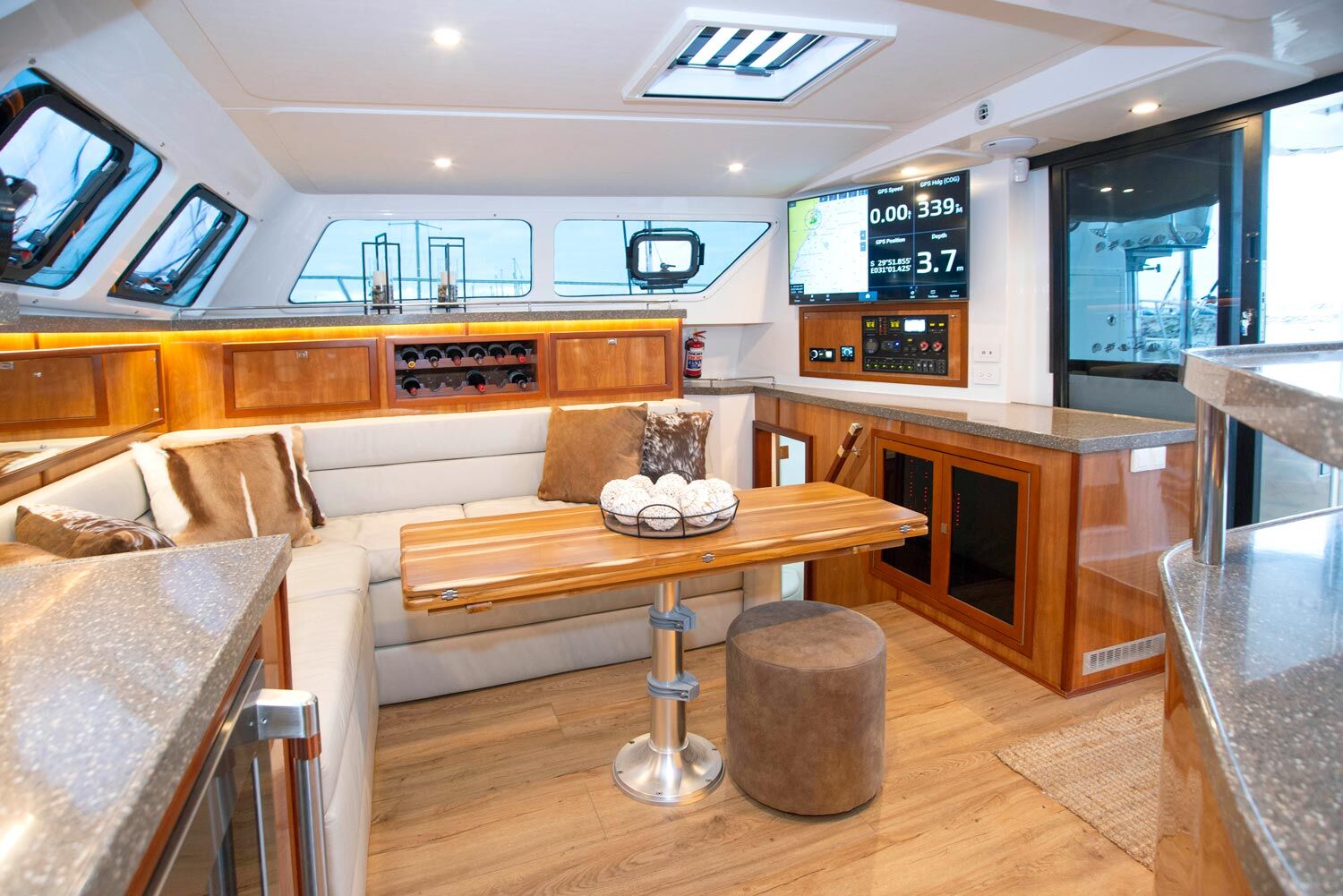 Majestic 570 Catamaran Interior | Royal Cape Catamarans